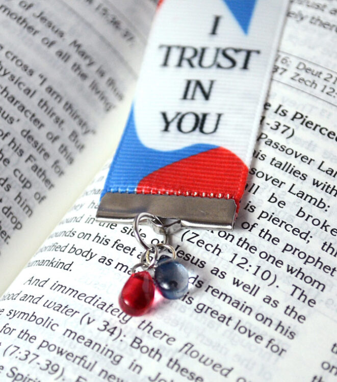 Divine Mercy Ribbon Bookmark with Charms – The 40fied Emporium